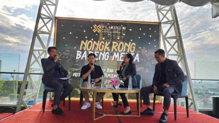 Nongkrong Sejenak Melepas Penat Mengiringi Sunset Di Infinity Sky Bar - Surya Travel