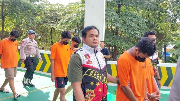 Bobol Koper Penumpang, 5 Oknum Petugas Porter Handling Diciduk Polresta ...