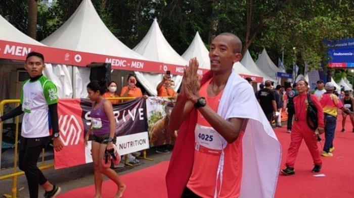 Agus Prayogo Jadi Pelari Pertama yang Capai Finish di Indonesia ...