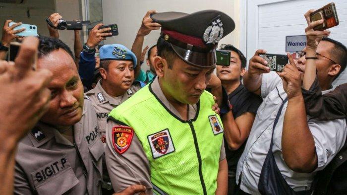 Aipda Robig Zaenudin Tak Berani Angkat Kepala saat Sidang Pemecatan, Melawan usai di-PTDH ...