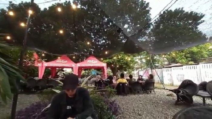 Kafe Selasar.in Ciputat Manjakan Pengunjung dengan Konsep Outdoor ...