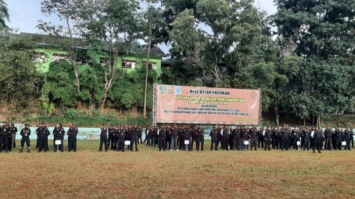 200 Anggota Pokdar Kamtibmas Ciputat Timur Bantu Polisi Amankan Natal ...
