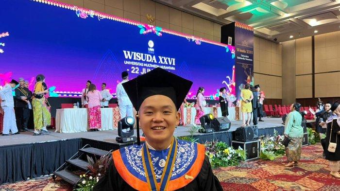 Dapat Penghargaan Cendikia Utama di Wisuda UMN, Antonius Kevin Berharap ...