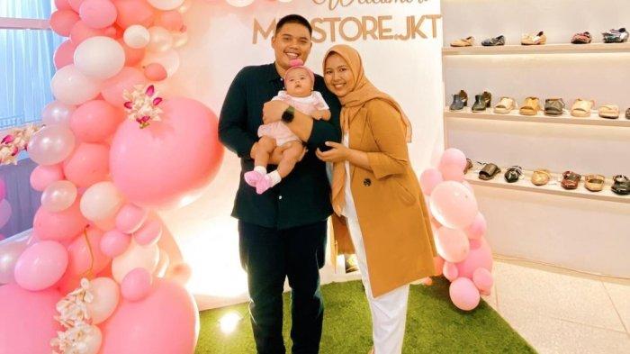 Berawal dari Jualan Online, Pasutri Ini Sukses Kembangkan Bisnis Toko ...