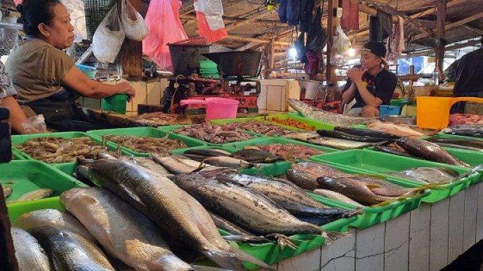 Harga Ikan Bandeng Naik hingga 50 Persen di Pasar Serpong Kota ...