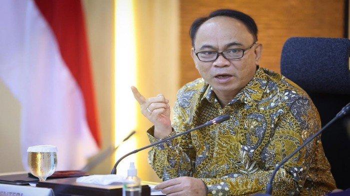 Menteri Koperasi Budi Arie Setiadi Diperiksa Bareskrim Terkait Kasus ... Menteri Koperasi Budi Arie Setiadi Diperiksa Bareskrim Terkait Kasus ...