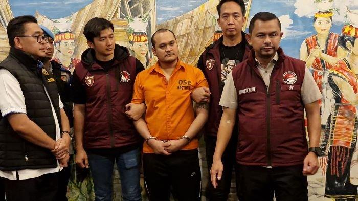 BREAKING NEWS: Bareskrim Polri Pulangkan Buronan Nomor 1 Thailand Chaowalit Thongduang ...