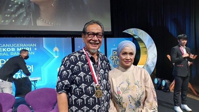 Deddy Mizwar Persembahkan Penghargaan MURI Sinetron PPT untuk ...