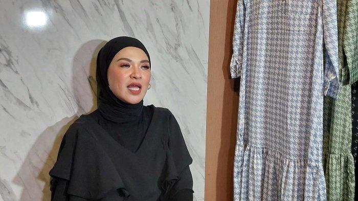 Delia Septianti Putus Cinta dengan Adhe Masly Gara-gara Perbedaan ...