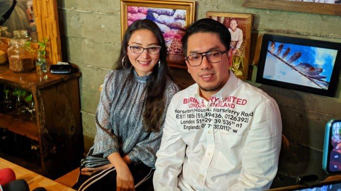 Dituduh Pelakor, Della Puspita Akui Sudah Nikah Siri dengan Arman Wosi ... Dituduh Pelakor, Della Puspita Akui Sudah Nikah Siri dengan Arman Wosi ...