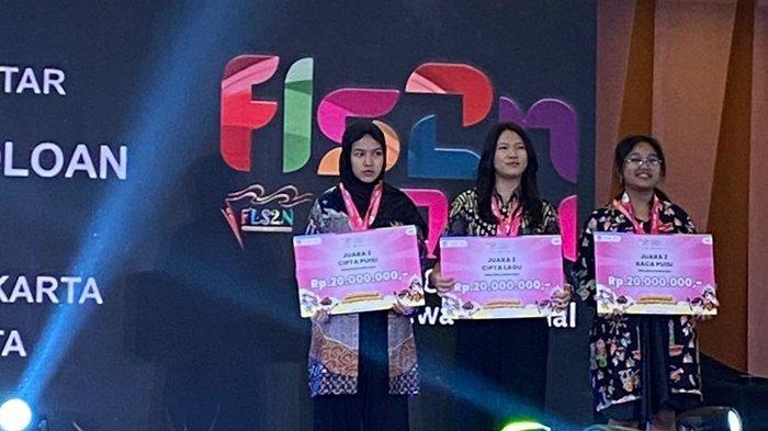 Mengenal Elora Khiar Nareswari, Peraih Medali Perak Lomba Puisi di ...