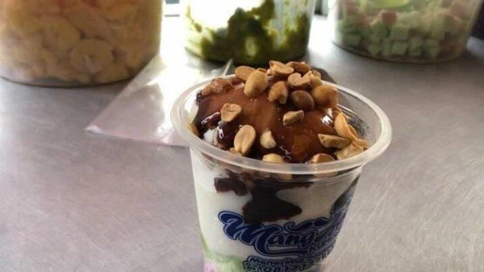 Mang Apay Kumis Tea Matraman Tawarkan Es Doger dan Es Podeng Legendaris ...