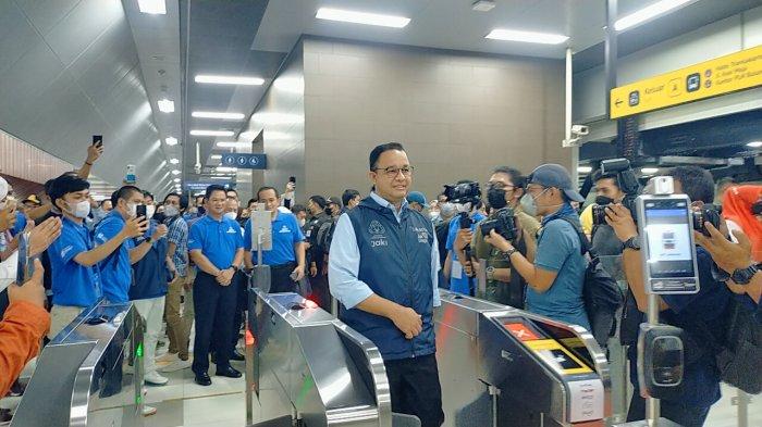 Anies Baswedan Resmikan Tarif Integrasi JakLingko dan Layanan ...