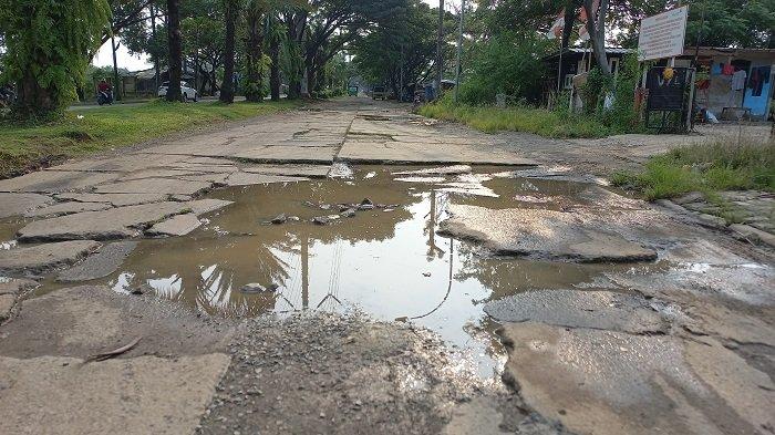 Begini Kondisi Jalan Garuda yang Rusak Parah hingga Arief R Wismansyah ...