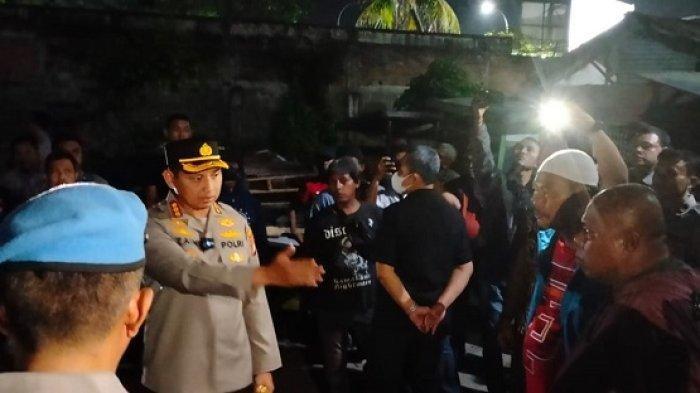 Dua Kelompok Bersitegang, Kapolres Tangerang Kota Langsung Turun Tangan ... Dua Kelompok Bersitegang, Kapolres Tangerang Kota Langsung Turun Tangan ...