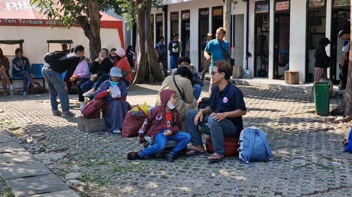 Jelang Nataru 2023-2024, Penumpang Terminal Poris Plawad Melonjak ...