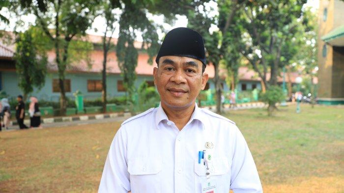 Mantan Kadis LH Kota Tangerang Tihar Sopian Jadi Tersangka Kasus Kebakaran TPA Rawa Kucing ...