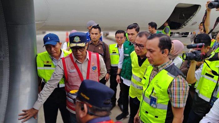 Jelang Arus Mudik Lebaran 2024, Menhub Budi Karya Gelar Ramp Check di Bandara Soekarno-Hatta ...