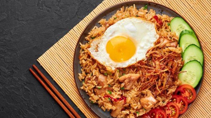 Alasan Nasi Goreng Kaki Lima Lebih Enak daripada Restoran Diungkap Chef ...