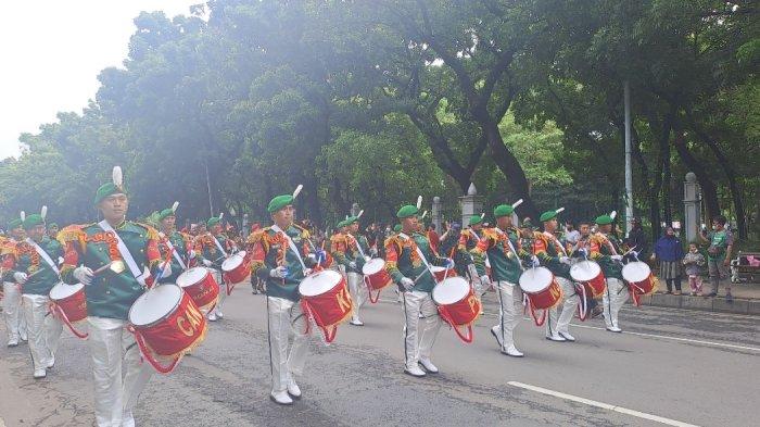 Parade Defile dan Alutsista di depan Istana Merdeka, Meriahkan ...