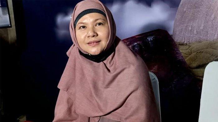 Cerita Penyanyi Tere, Hidup Tanpa Arah Setelah Ayahnya Meninggal, Kini ...