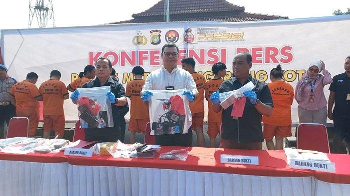 Pelaku Pemerasan Pejabat Tangerang yang Bawa Wanita Muda ke Hotel FM3 ...