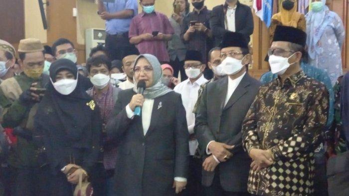 Melepas Jenazah Azyumardi Azra, Rektor UIN Jakarta: TMP Tempat yang ...