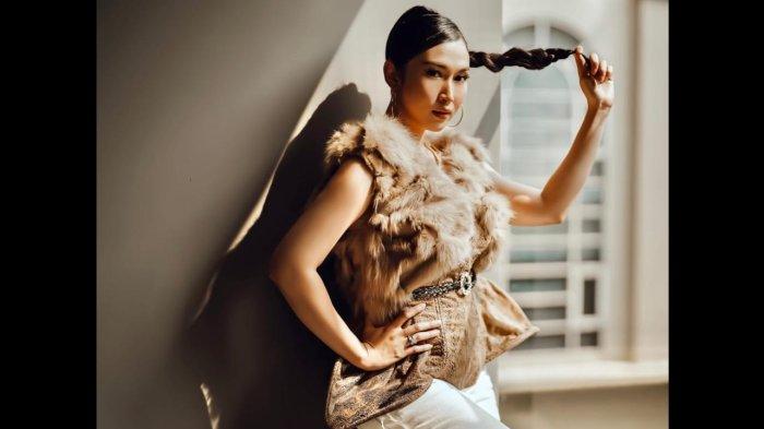 Shella O Rilis Single Abal-Abal, Berkisah Hubungan Asmara Dirusak ...