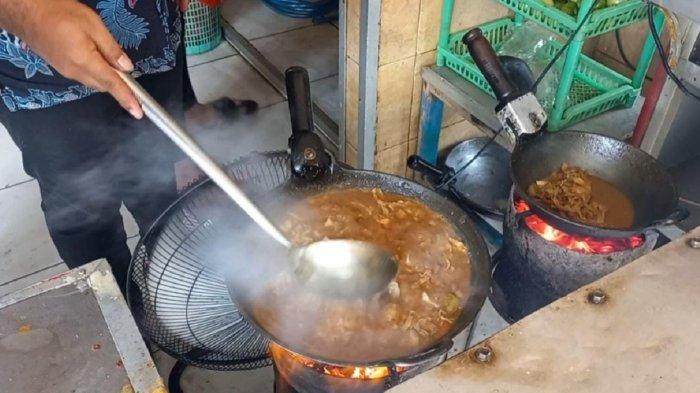 Kuliner Jakarta, Tongseng dan Sate Pak Budi di Pondok Bambu, tak Bau ...