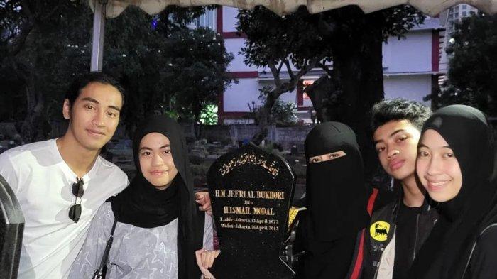 Motor Kawasaki Ninja ER-6N Milik Mendiang Ustaz Jeffri Al Buchori saat ...