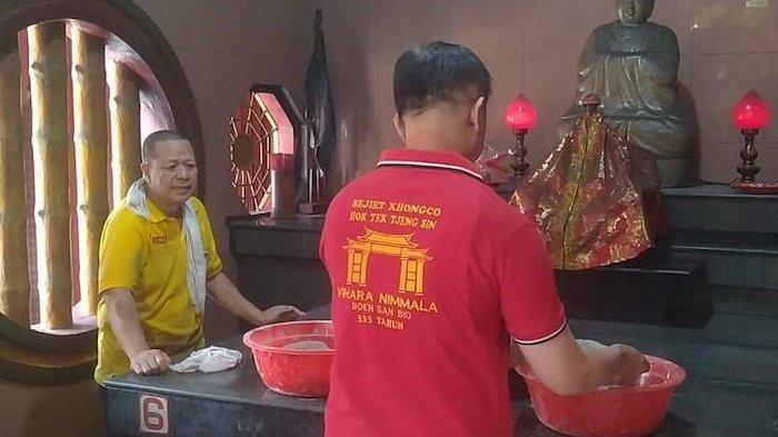 Jelang Imlek 2023, Vihara Nimmala Boen San Bio Tangerang Lakukan ...