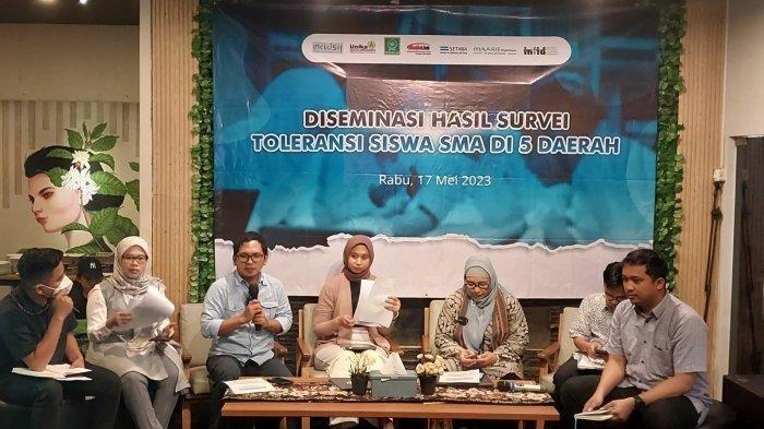 Survei Setara: 33 Persen Siswa SMA Menganggap Mati Saat Memerangi Orang ...