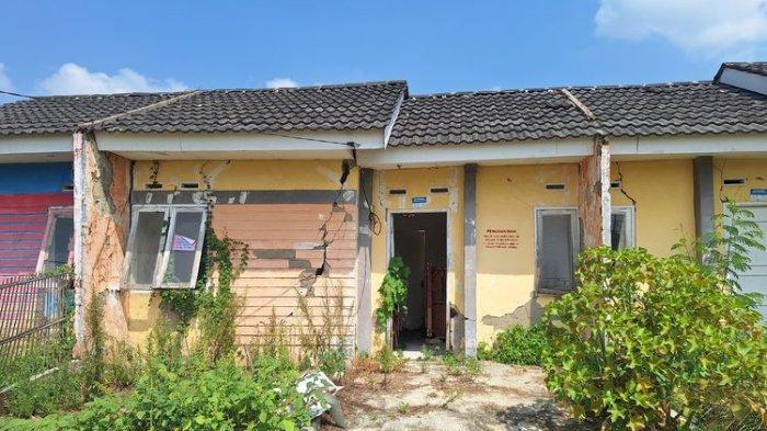 Rumah Subsidi Jokowi di Cikarang Habis Dijarah Maling, Kloset, Meteran ...