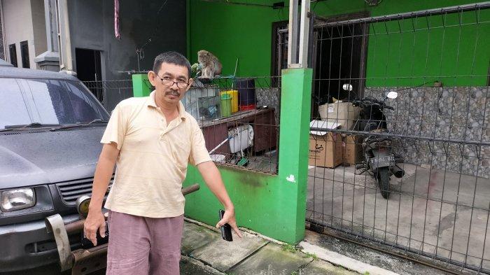 Hujan Tidak Jadi Alasan Pencuri Lakukan Aksinya Mencuri Motor di Depan ...