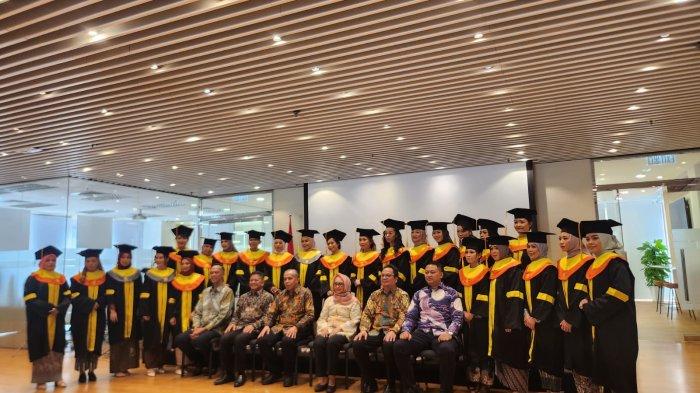 Gelar Wisuda, Universitas Terbuka Hong Kong Luluskan 25 Mahasiswa - Tribuntangerang.com