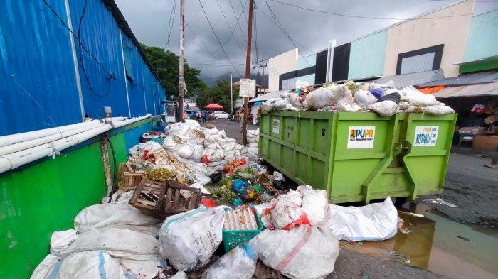 Jorok! Sampah Menumpuk di Pasar Gamalama, Baunya Menyengat dari Kejauhan - Tribunternate.com