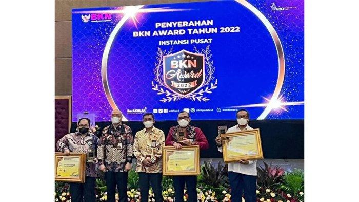 Kemenkumham Raih 2 Penghargaan di BKN Award Tahun 2022 - Tribunternate.com