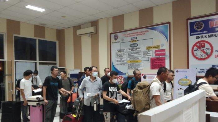 BREAKING NEWS: Prioritaskan WNA China, Wings Air Dilarang Terbang ke ...