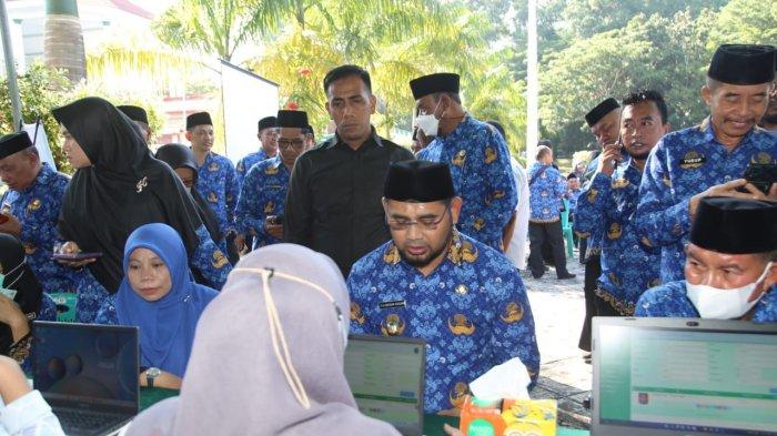 Launching Aplikasi Kependudukan di Halmahera Selatan, Basam: ASN dan PTT Lebih Dulu Gunakan ...