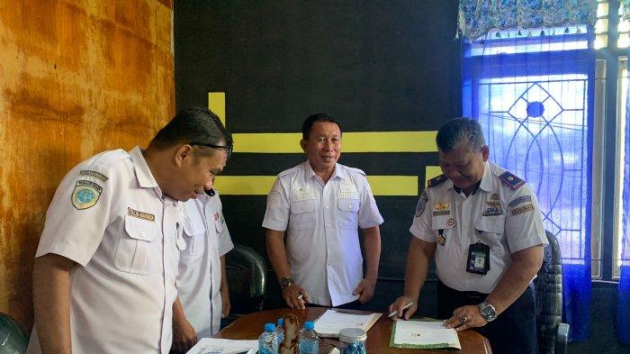 Pemkab Halmahera Selatan Ambil Alih Area Parkiran Bandara Oesman Sadik ...