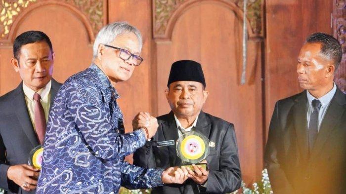 Sukses Turunkan Prevalensi Stunting, Pemkab Morotai Maluku Utara Dapat Penghargaan dari BKKBN ...