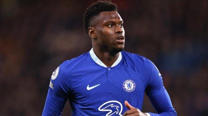 Benoit Badiashile Habis Dipuji Cesc Fabregas Malah Cedera Lagi, Bek ... Benoit Badiashile Habis Dipuji Cesc Fabregas Malah Cedera Lagi, Bek ...