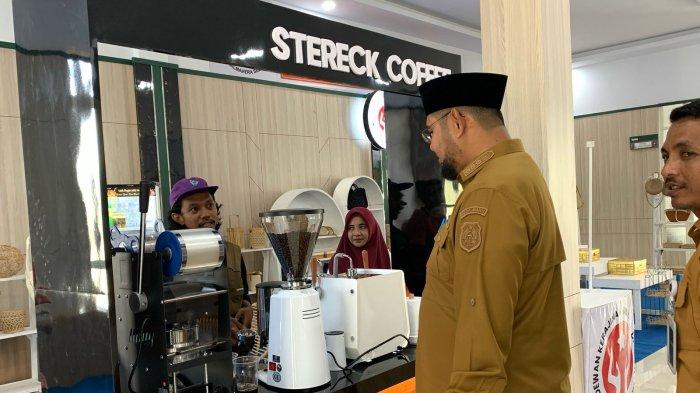 Stereck Coffee Hadir di Kantor Bupati Halmahera Selatan, Bassam Kasuba ...