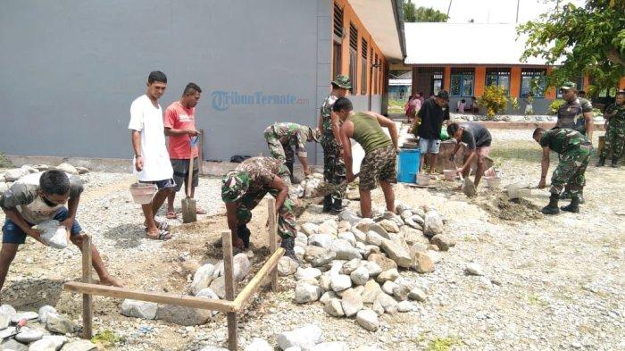Dandim 1509 Labuha Halmahera Selatan Bangun Pondok Taman Baca SD ...
