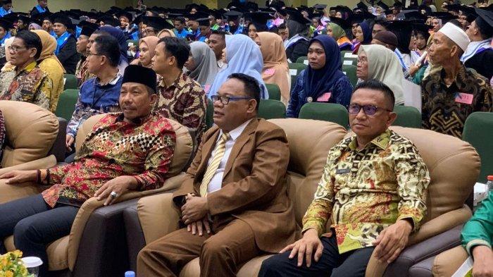 Hadiri Wisuda, Pj Bupati Muhammad Umar Ali Berharap UMMU Warnai Iklim ...