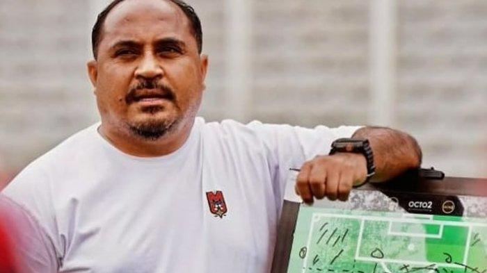 Bersama Malut United, Imran Nahumarury Sabet Pelatih Terbaik Liga 1 ...