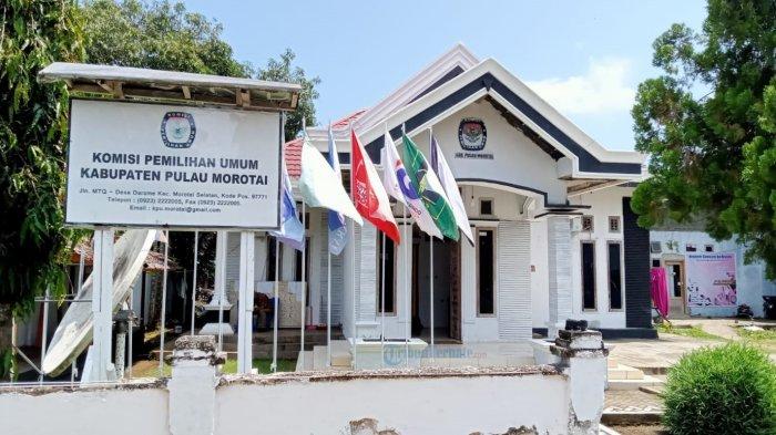 14 Parpol di Morotai Selesai Ajukan Perbaikan Berkas Bacaleg Tidak Penuhi Syarat - Tribunternate.com