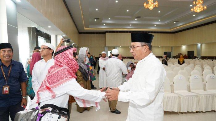 Pesan dan Kesan M Tauhid Soleman Saat Sambut Kedatangan Jamaah Haji Ternate Maluku Utara ...