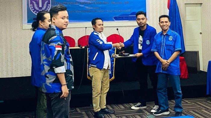 Erland Mouw dan Ian Matheis Nahkodai DPD GAMKI Maluku Utara Periode ...