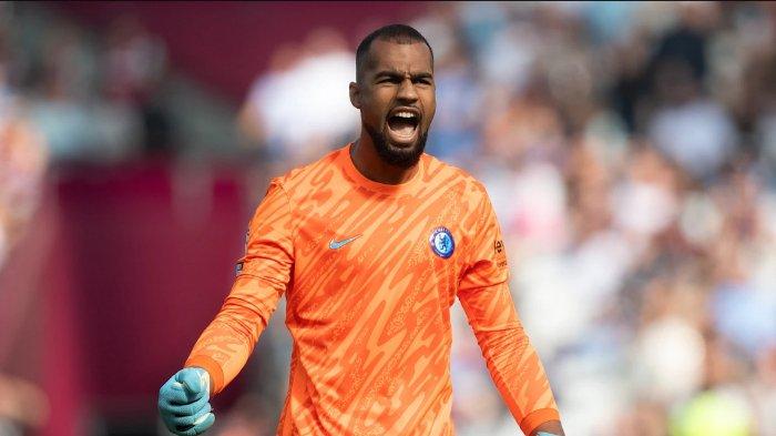 Ian Wright Heran Lihat Kelakuan Robert Sanchez yang Bikin Chelsea ...